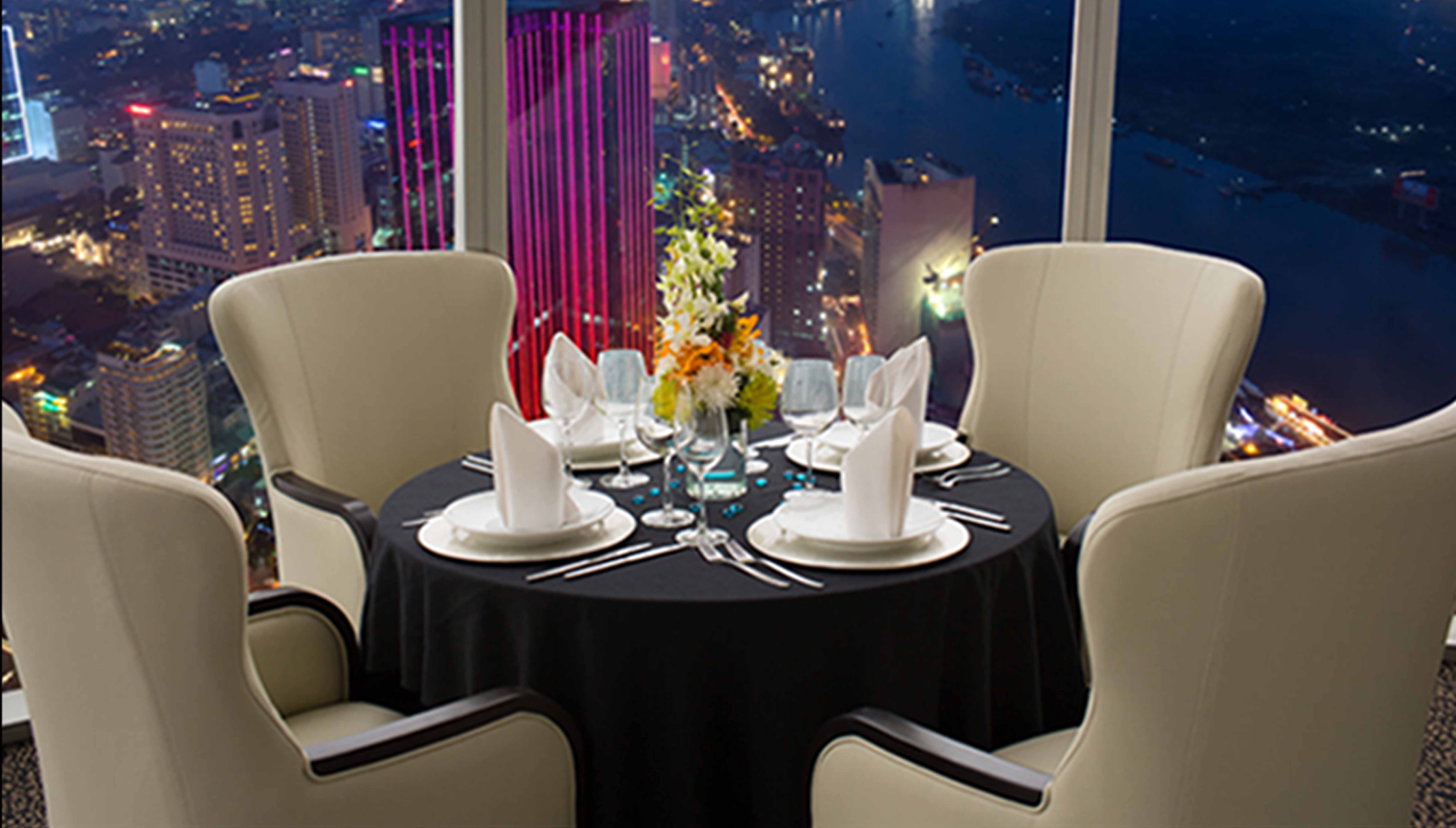 Khám phá EON51 Restaurant & Lounge, Hồ Chí Minh | Mytour.vn