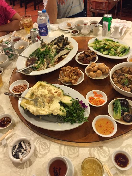 Khám phá Nhà Hàng Tân Hào Phong, Hồ Chí Minh | Mytour.vn