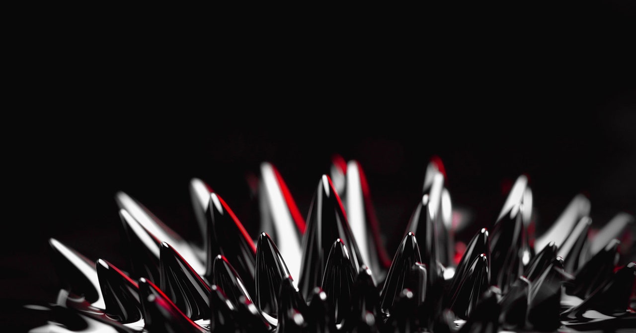 Những Tác Phẩm Nghệ Thuật Ferrofluid Sẽ Làm Tan Chảy Tâm Hồn Bạn | MYTOUR