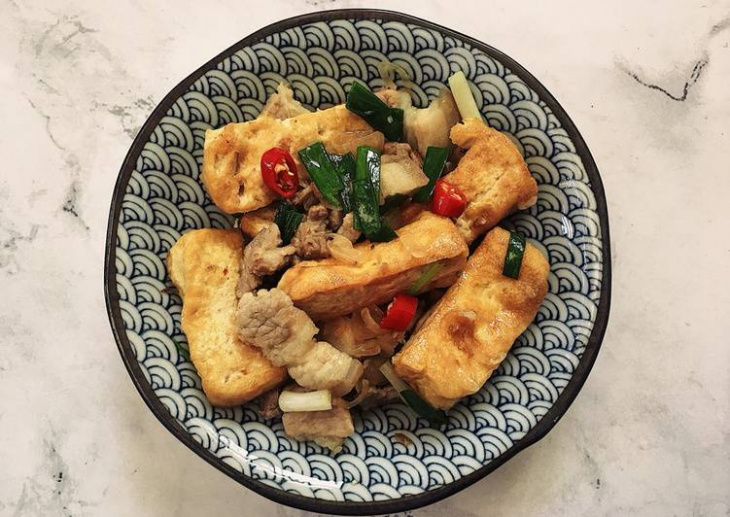 Thịt kho đậu phụ ngon và tiết kiệm từ Mytour