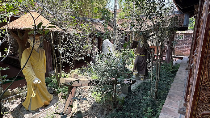 Chùa Tiêu Dao – đỉnh cao của nghệ thuật gốm sứ tại làng gốm Bát Tràng ...