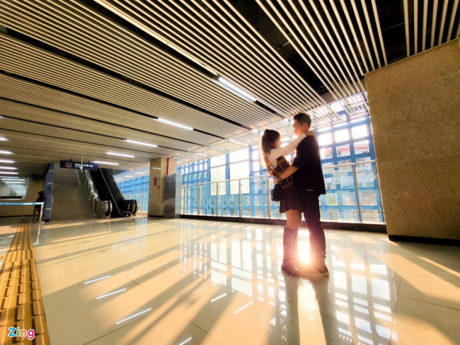 Khám phá những điểm check-in độc đáo tại ga Cát Linh trong ngày se lạnh ...