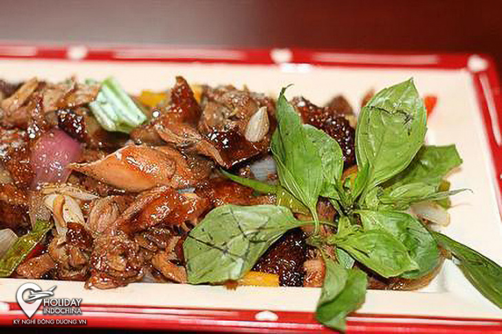 Món vịt quay 7 vị - Đặc sản Cao Bằng, mê hoặc khẩu vị - Mytour