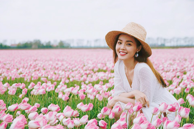 Ca sĩ Linh Phi hồn nhiên với hành trình 'đắm chìm trong thế giới cổ ...