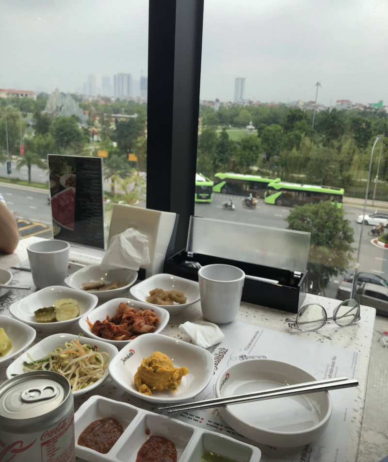 Top 10 Địa Điểm Ăn Uống Tại Vincom Mega Mall Smart City, Hà Nội - Mytour.vn