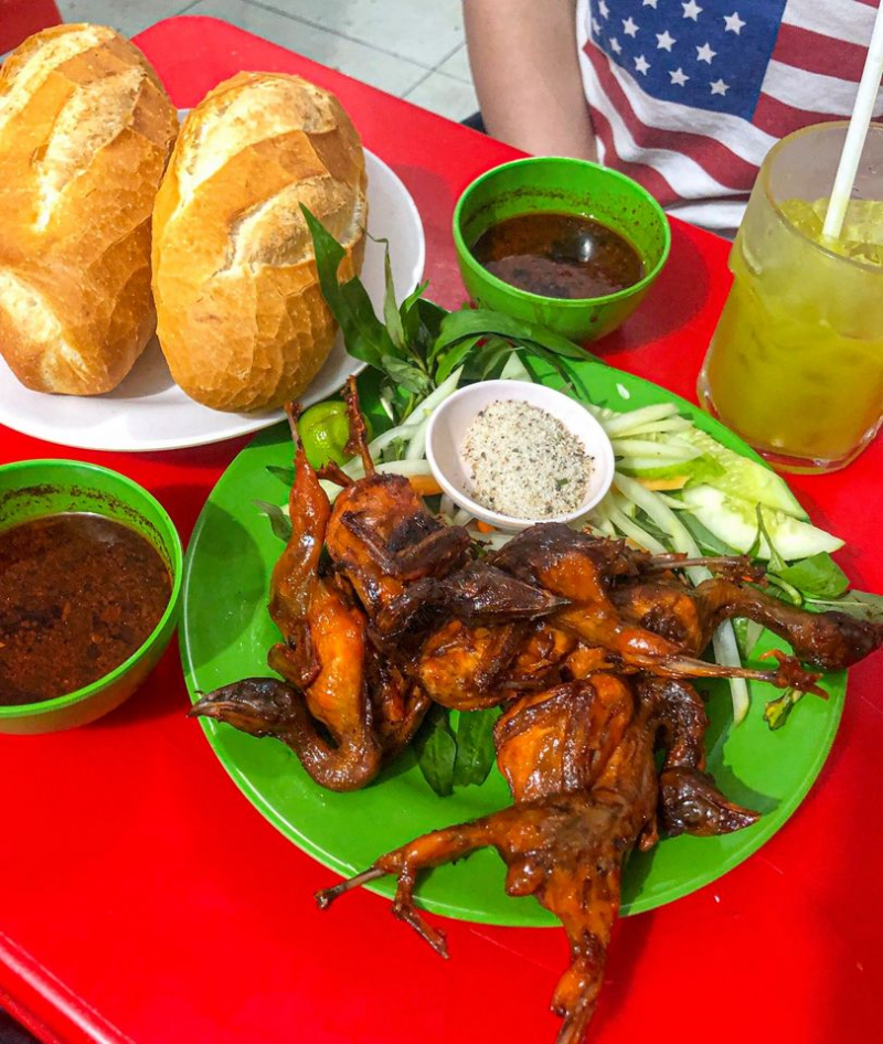 Top 7 Địa điểm Bán Cút Chiên Bơ Ngon Nhất TPHCM - Mytour.vn