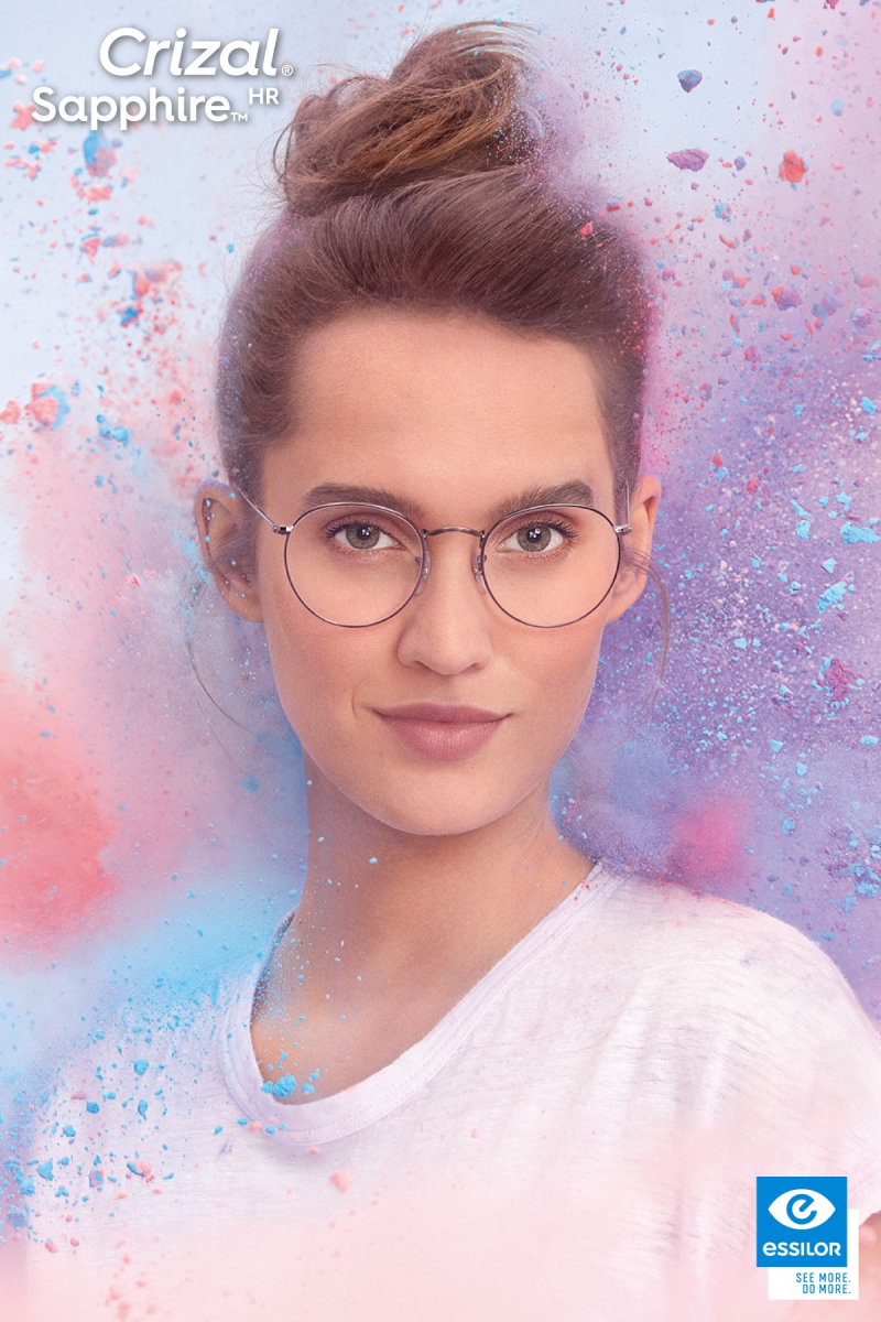 Top 5 Tròng kính chống ánh sáng xanh hiện đại từ Essilor - Mytour.vn