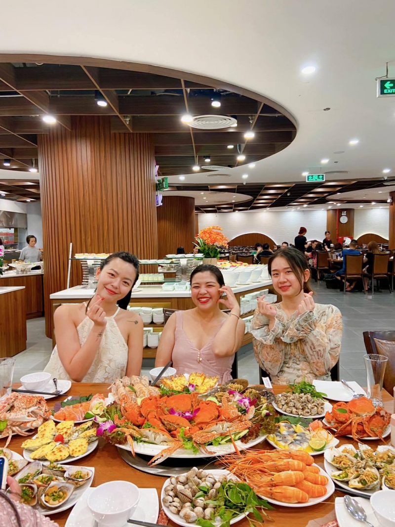 Danh sách Top 5 nhà hàng buffet hải sản sang trọng nhất tại thủ đô Hà ...