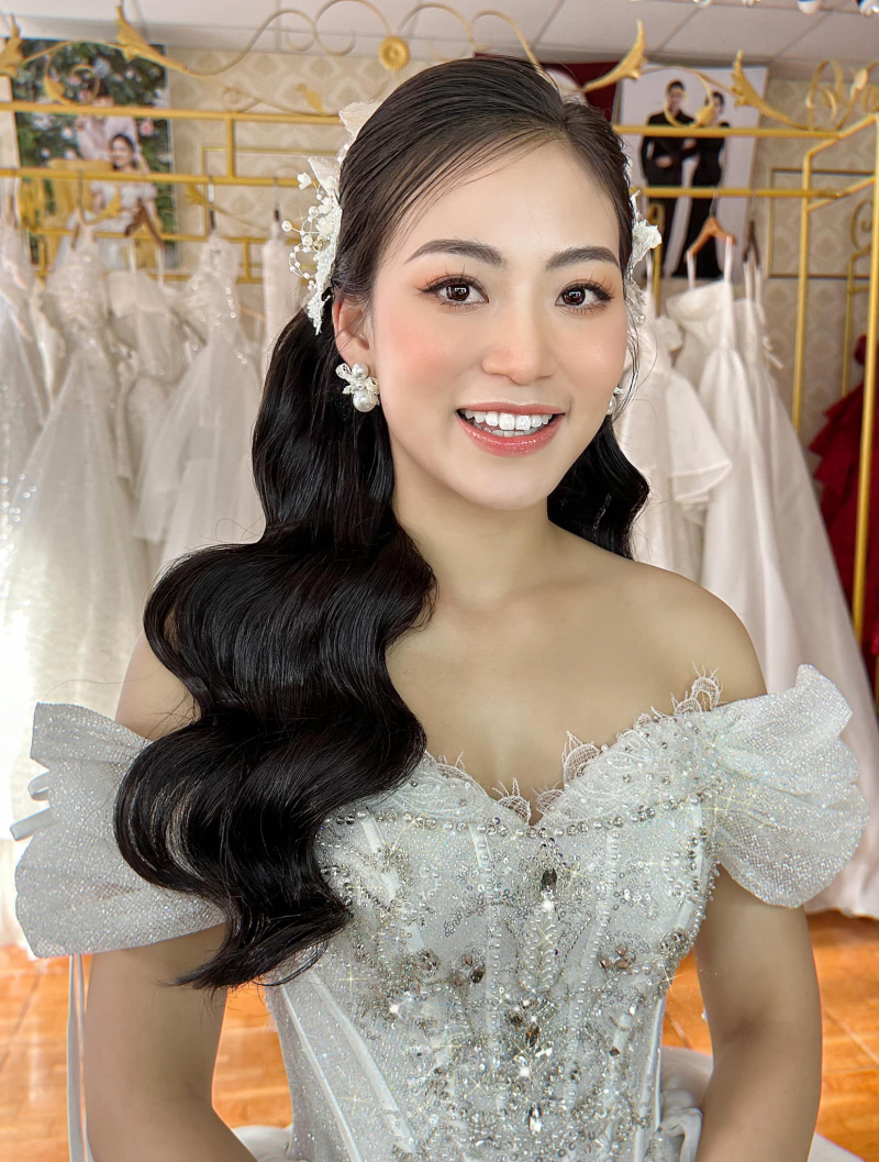 Top 4 Dịch vụ trang điểm cô dâu đẹp nhất Ba Tri, Bến Tre - Mytour.vn