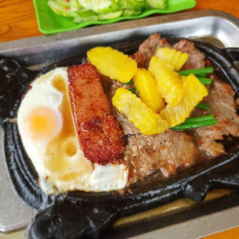 Top 5 Địa Điểm Bít Tết Ngon Ở Phố Hòe Nhai - Bí Mật Ăn Uống