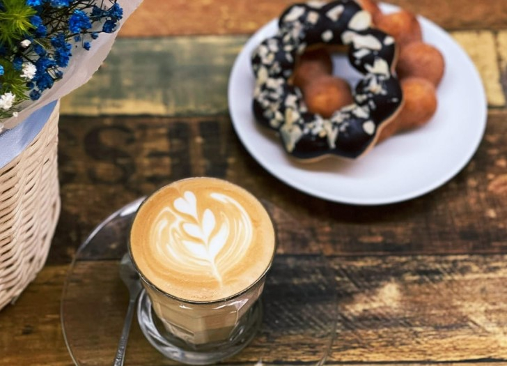 Top 15 Quán Cà Phê & Bánh Ngon Nhất Sài Gòn - Mytour.vn