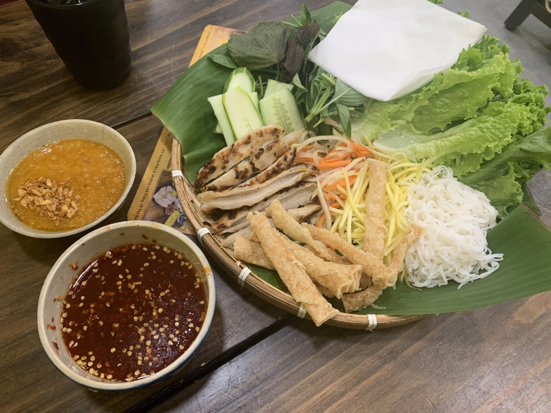 Top 11 Quán nem nướng ngon ở Sài Gòn mà giới trẻ yêu thích - Mytour.vn