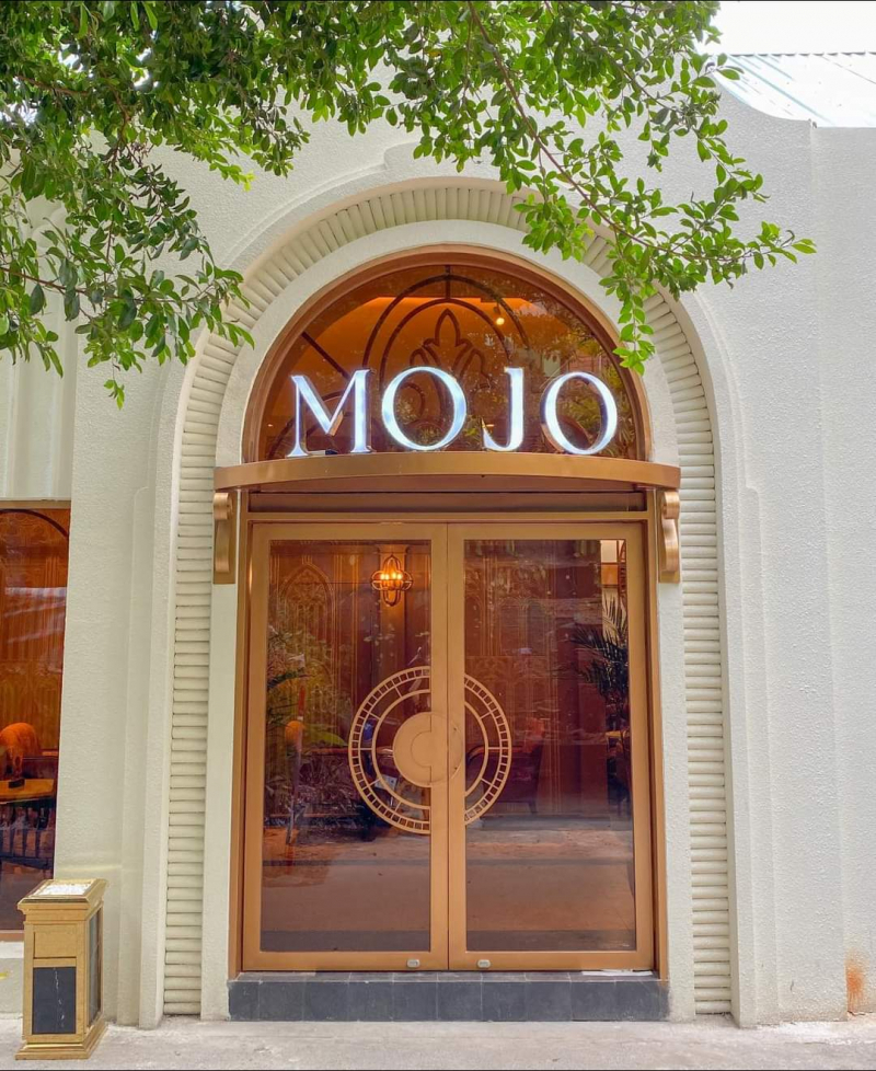 Top 10 Quán cafe/trà đáng ghé thăm ở phố đi bộ Nguyễn Huệ, TP. HCM ...