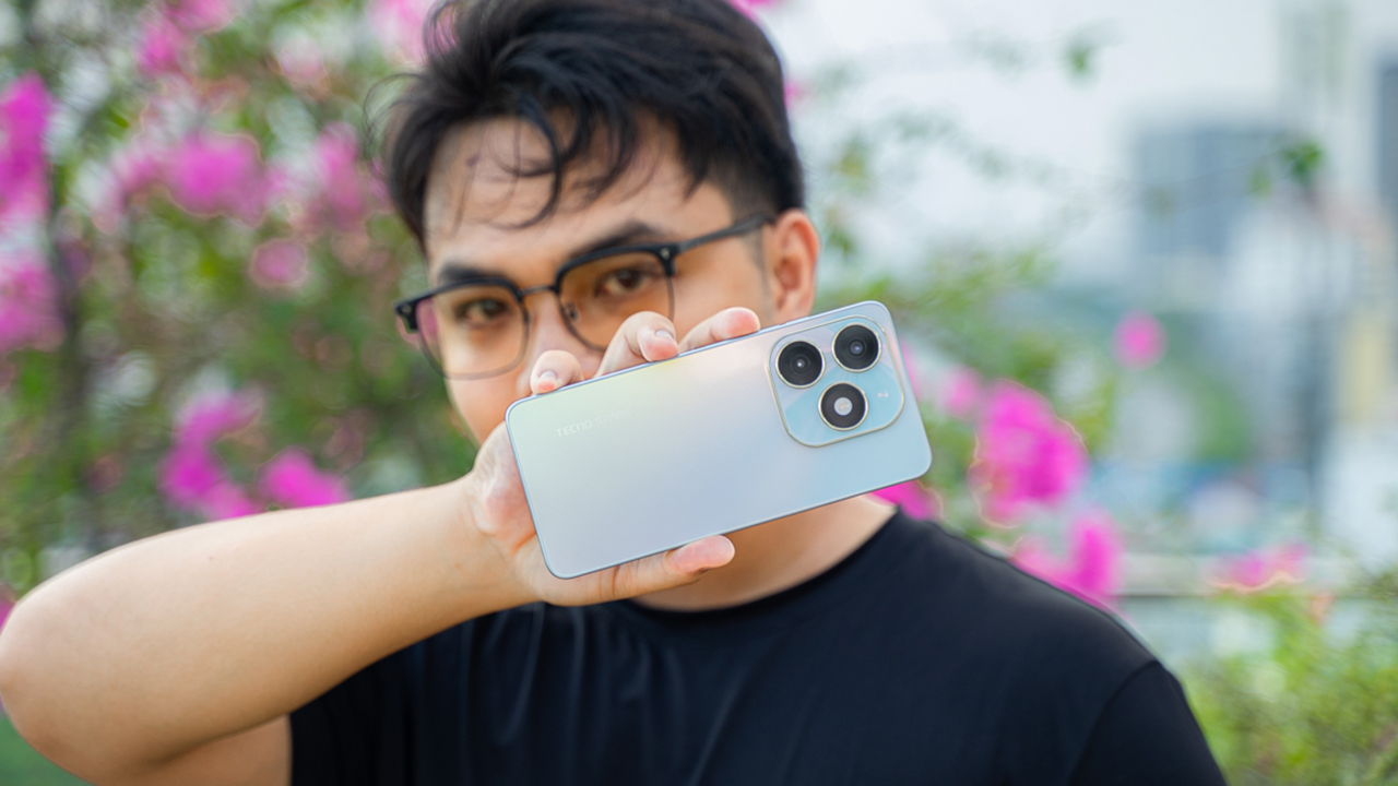 Trải nghiệm Tecno Spark 20: Thiết kế độc đáo với 3 camera, tích hợp ...