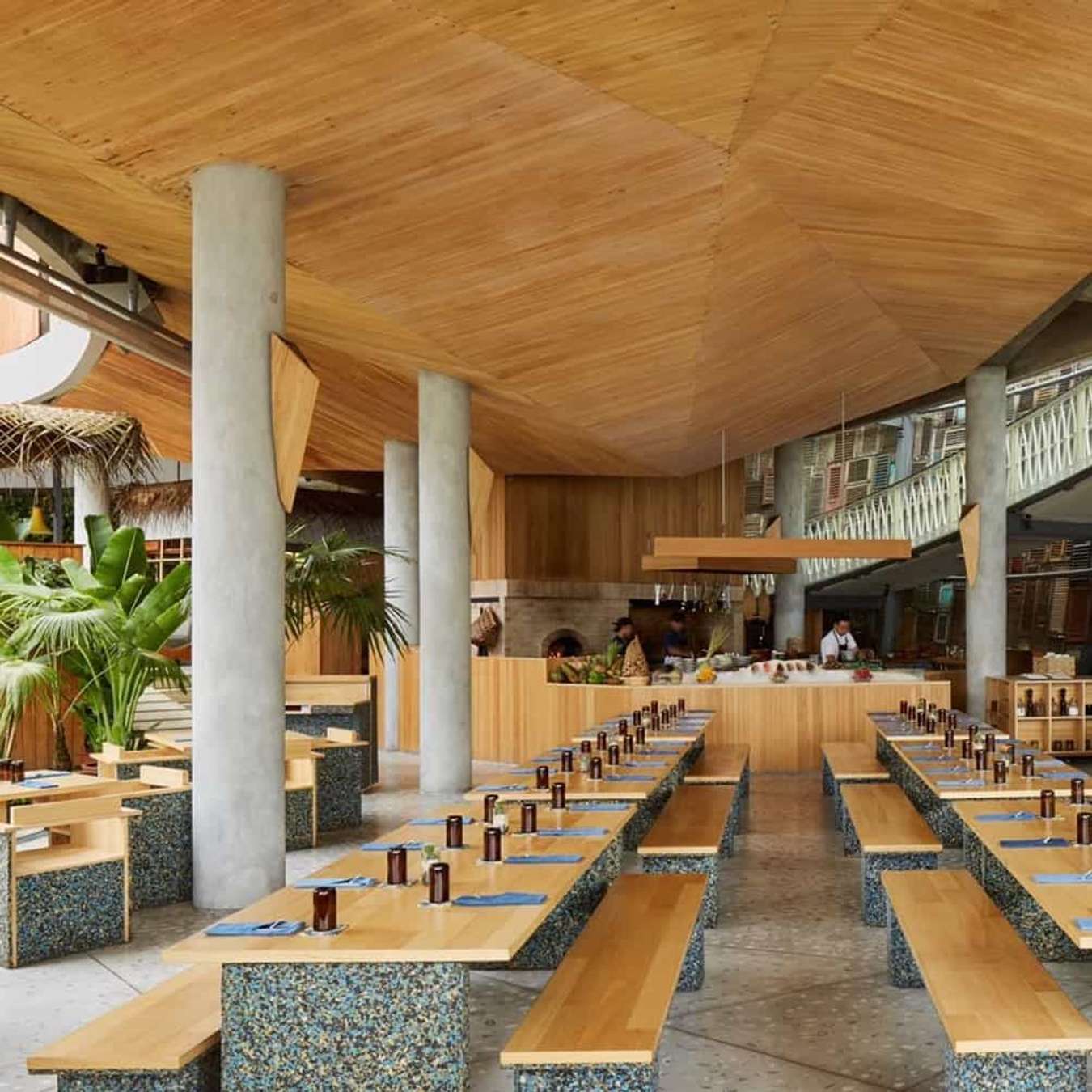 Khám phá hàng loạt quán cà phê, nhà hàng mới xuất hiện ngay tại trung ...