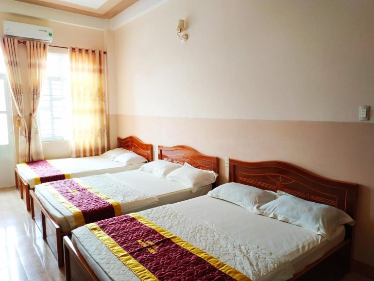 ALONGWALKER - Bảng Tên Độc Đáo cho Kỳ Nghỉ Tại Quy Nhơn