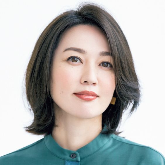 Danh sách những kiểu tóc xoăn ngắn đẹp dành cho phụ nữ trung niên - ALONGWALKER