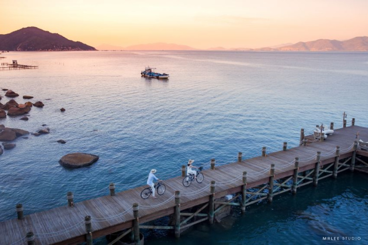 Khám phá 10+ studio chụp ảnh đẹp Hà Nội được ưa chuộng nhất - ALONGWALKER