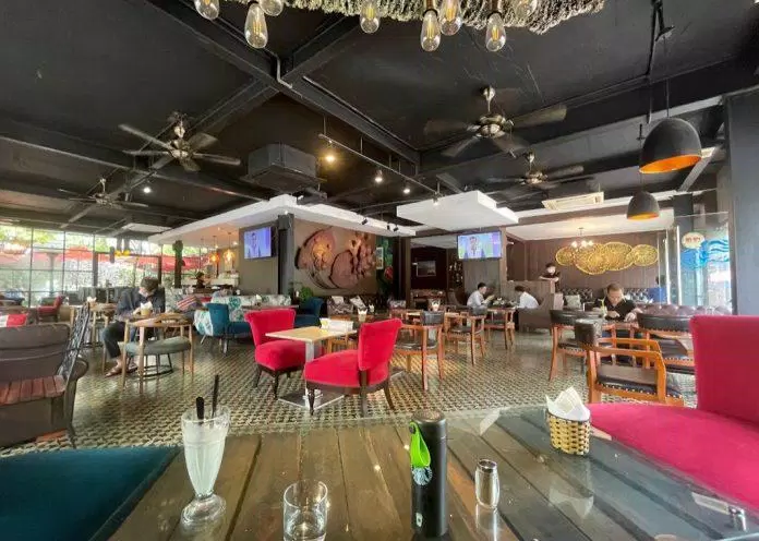 Top 20 quán cà phê đẹp ở Hà Nội để đội ngũ sống ảo thỏa mãn đam mê chụp ảnh - ALONGWALKER