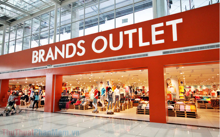 Outlet có ý nghĩa gì trong thế giới mua sắm?