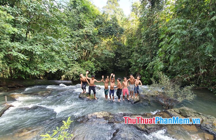 Chàng trai nổi tiếng Sang Vlog đang ẩn náu ở đâu? Sự thật đằng sau vị YouTuber nổi tiếng sẽ được ...