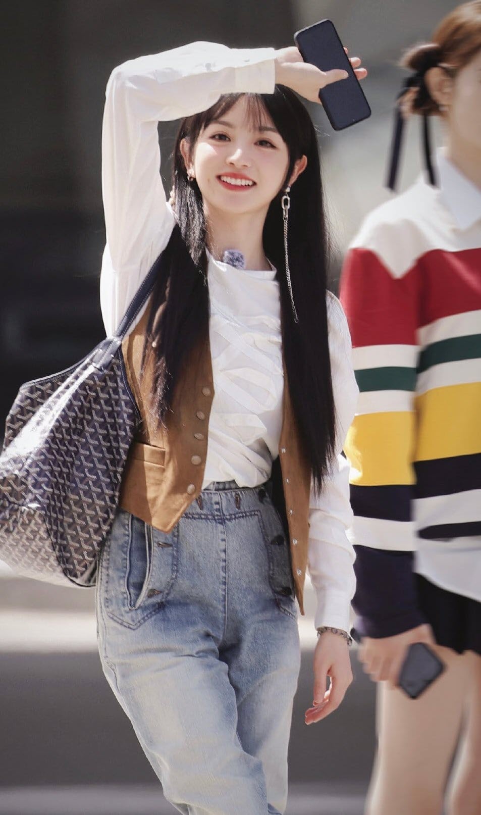 Bộ ảnh mới nhất của Điền Hi Vi năm 2024