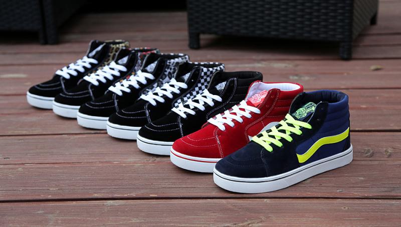 Discover the Best Places for Authentic Vans in Hanoi - Mytour.vn