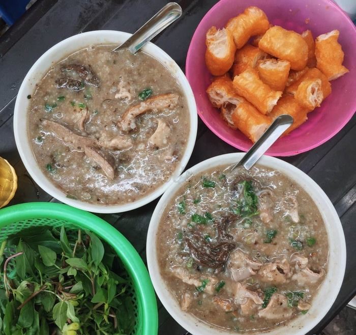 Top 8 Delicious Innards Congee Spots in Hai Ba Trung District, Hanoi ...