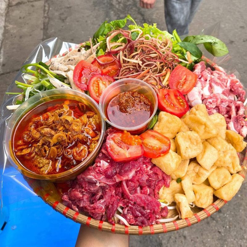 Explore the Finest 6 Bun Rieu Spots in Ba Dinh District, Hanoi - Mytour.vn