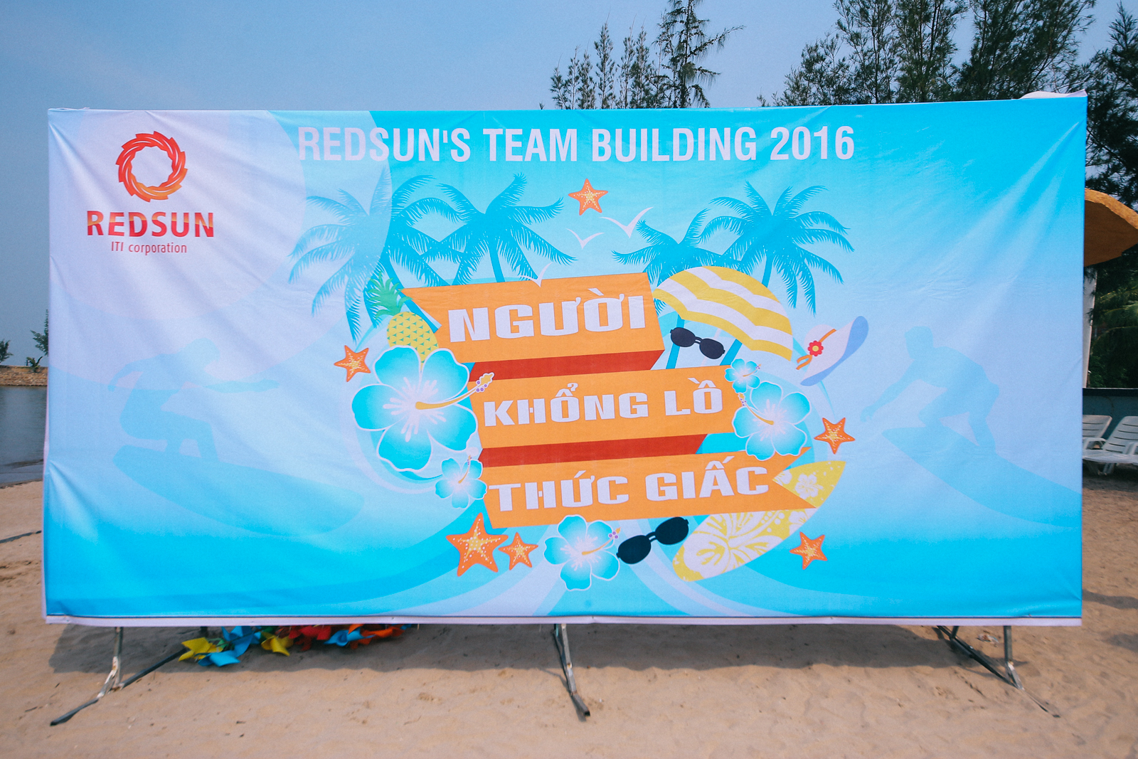 Stunning 2024 Team Building Backdrop Designs