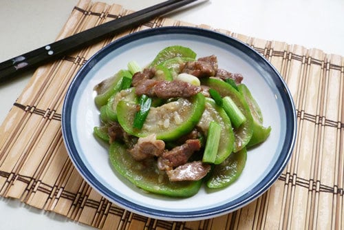 Suggestive Recipe: Stir-Fried Sponge Gourd with Meat - Mytour