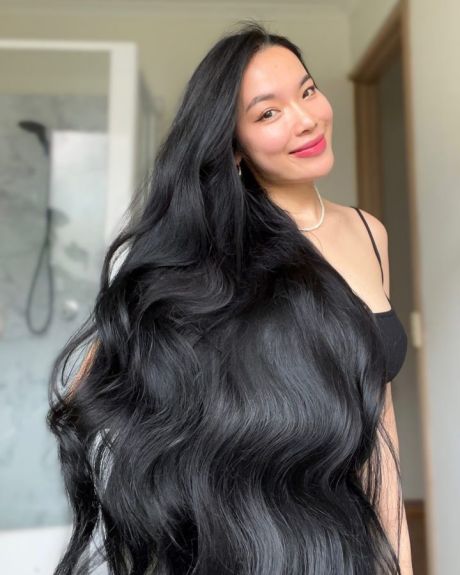 Explore Enchanting Cloud Hairstyles Fit for Long Tresses - ALONGWALKER