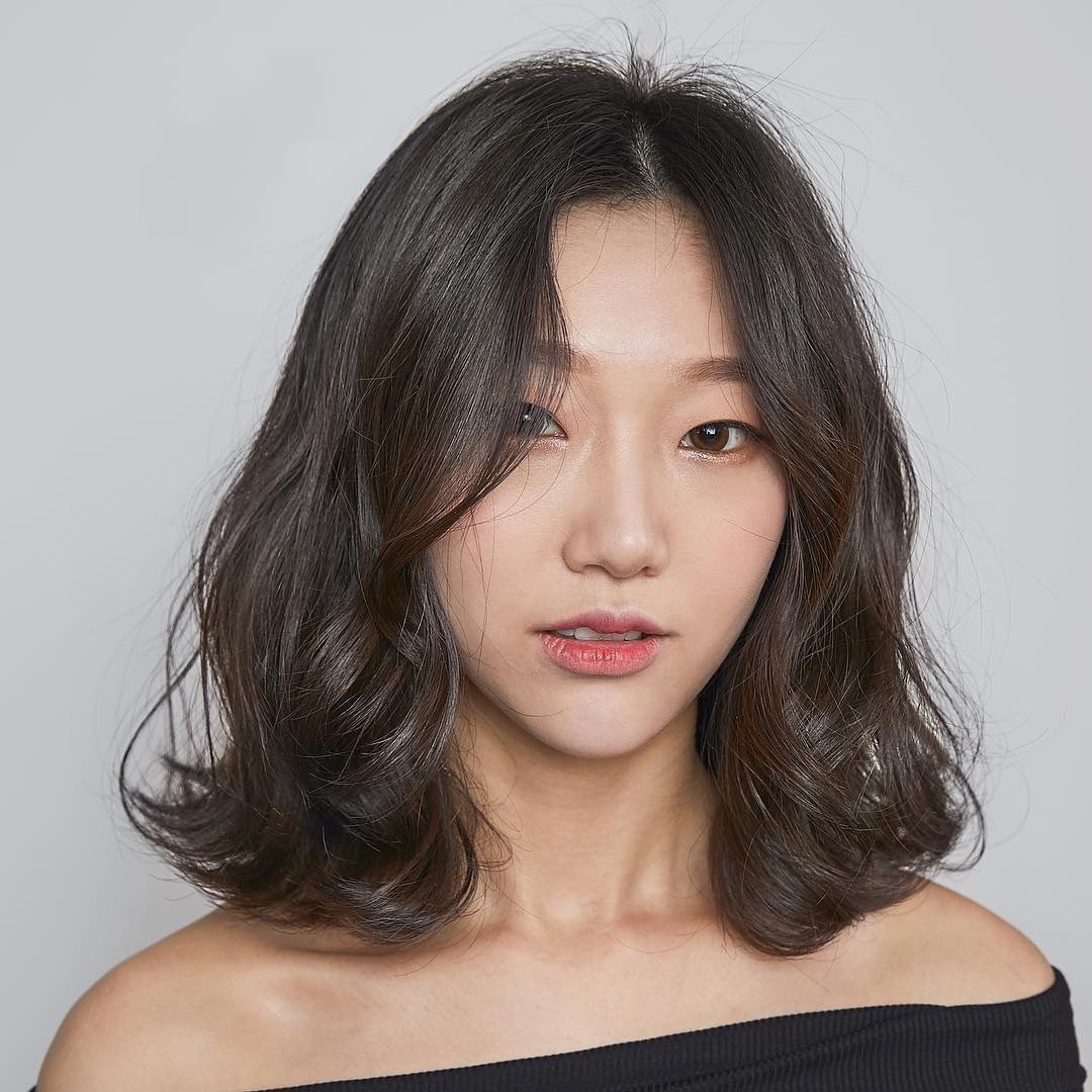 Discover the Top 10+ Naturally Alluring Korean Wavy Hairstyles | Mytour