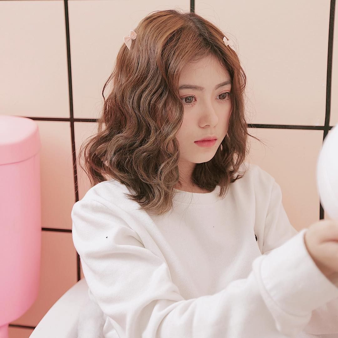 Discover the Top 10+ Naturally Alluring Korean Wavy Hairstyles | Mytour