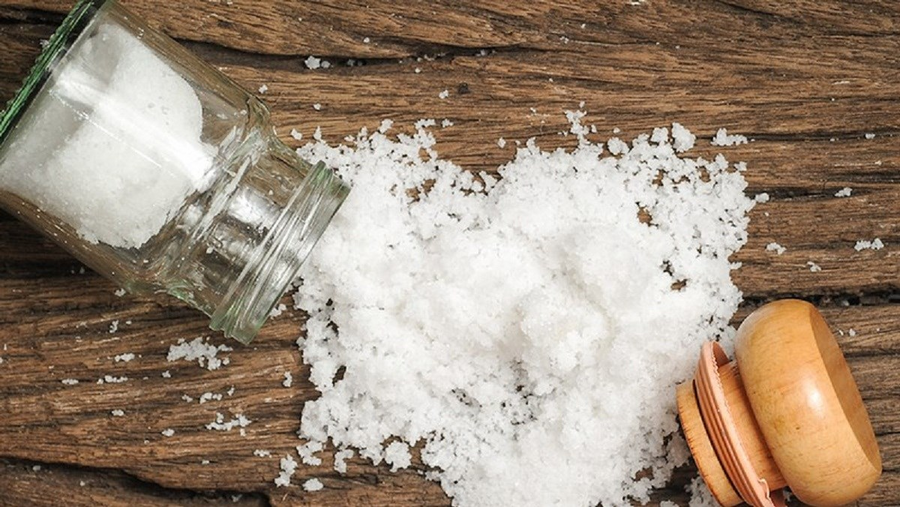 Unveiling the Mystery of Moistened Salt: How to Dry and Preserve Wet Salt
