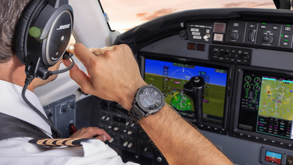 Garmin D2 Mach 1 Pro: Aviator-Centric Design with Innovative Battery ...