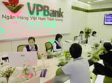 Is VPBank open on Saturdays and Sundays?