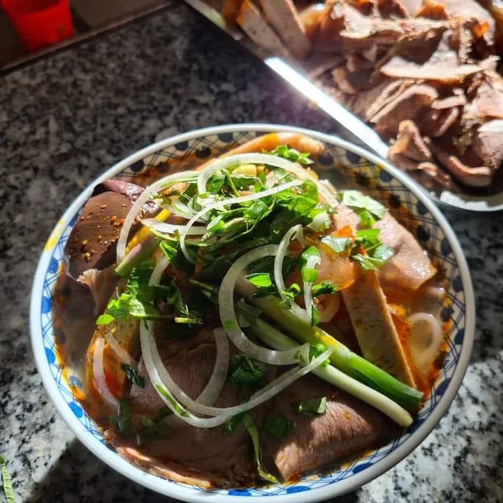Top 7 Best Hue Beef Noodle Soup Restaurants in Lam Dong Province ...