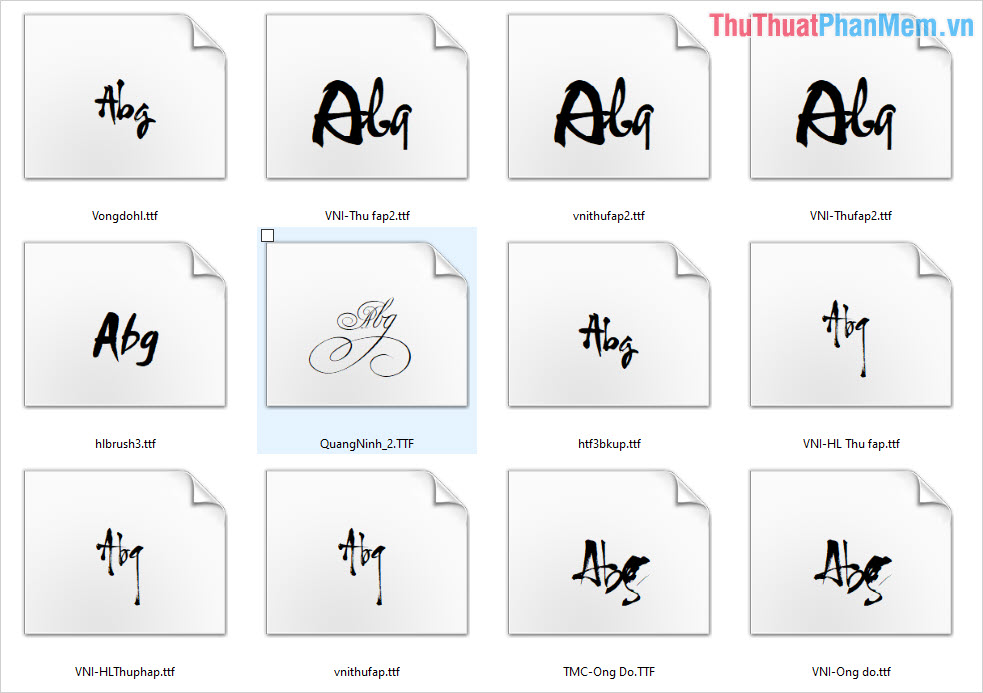 Curated Collection of Beautiful Vietnamese Calligraphy Fonts