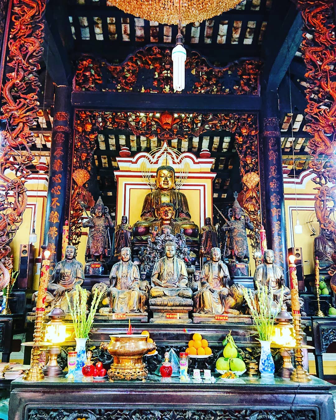 Explore the Top 14 Temples in Saigon for a Tranquil Journey - Mytour