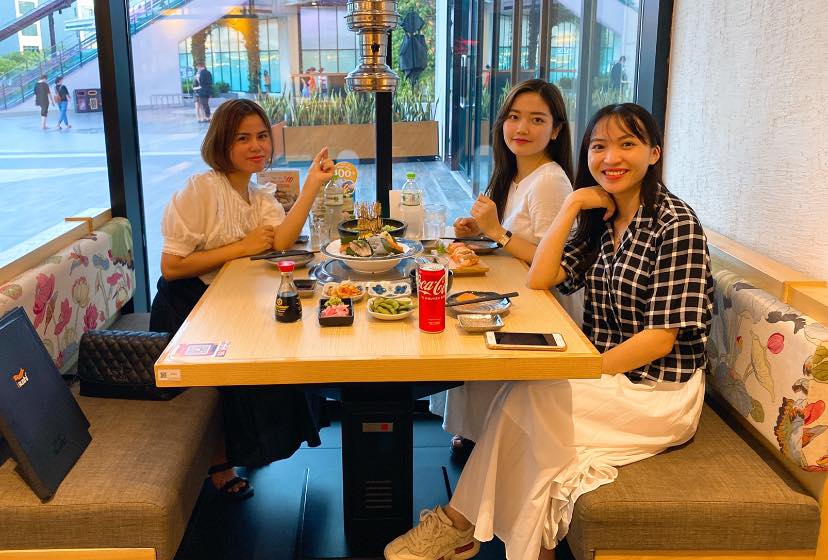 Indulge in a Japanese feast at iSushi Aeon Mall Hà Đông with hundreds ...