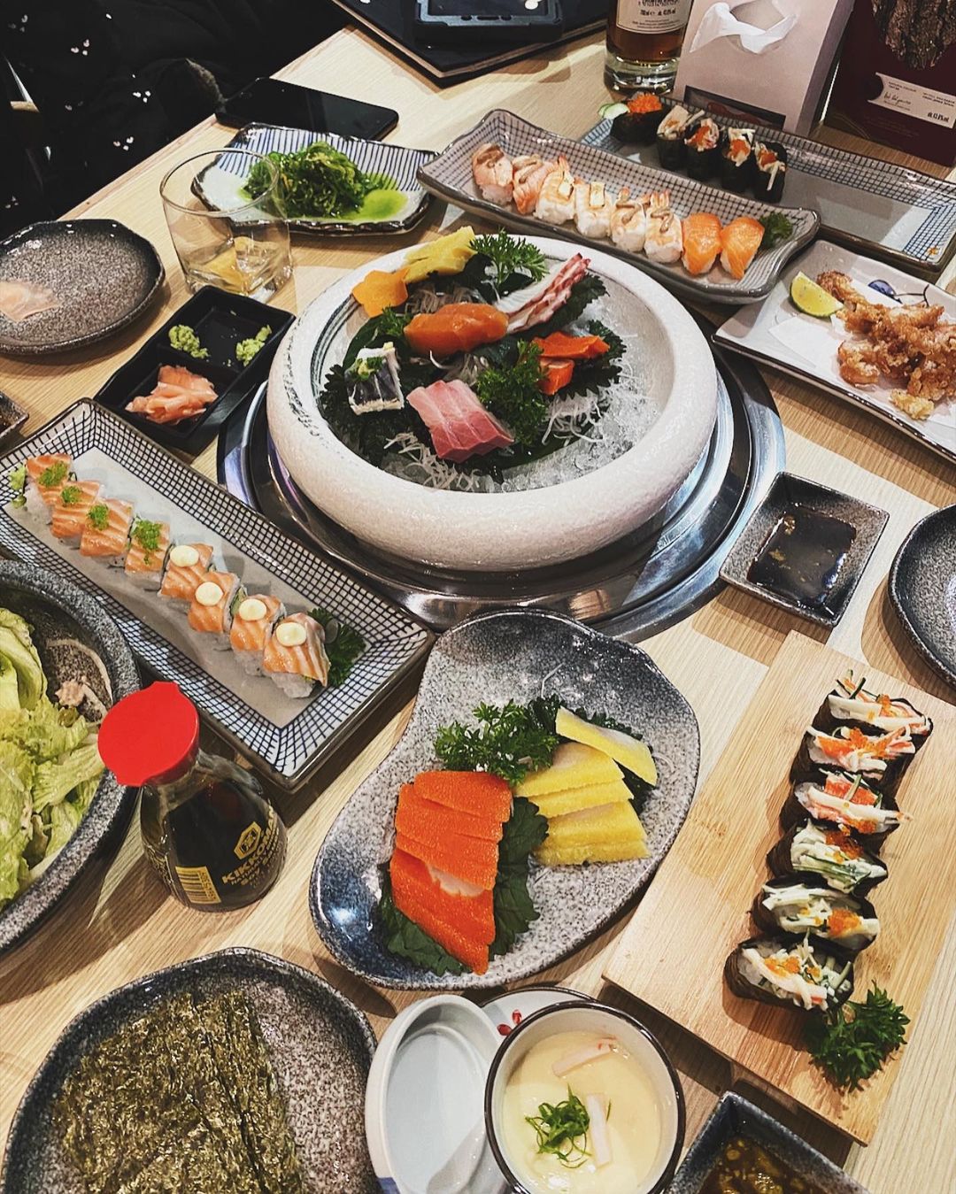Indulge in a Japanese feast at iSushi Aeon Mall Hà Đông with hundreds ...