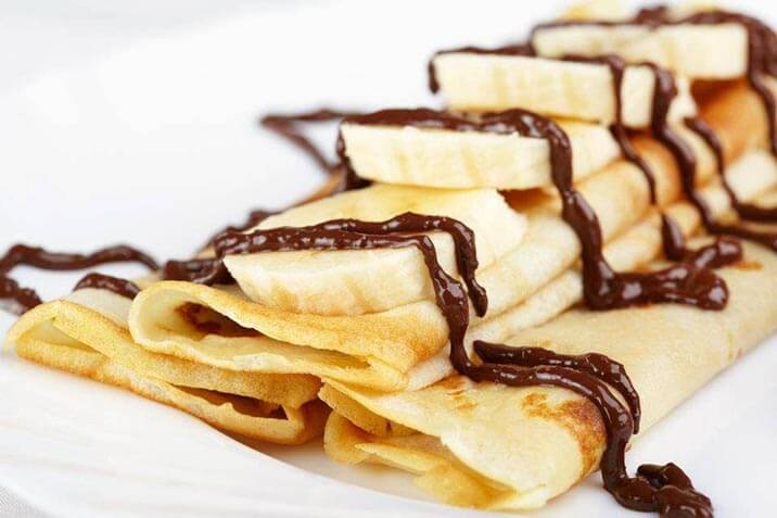Discover the art of making irresistible banana crepes with Mytour