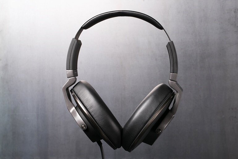 Reviewing the AKG K553 Pro Headphones: Exceptional Sound Quality!