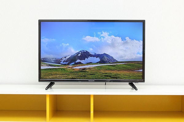 Discover the amazing world of Panosonic smart TVs at great prices in 2017.