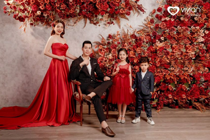 Discover the top 10 trusted and high-quality family photo studios in Hanoi - ALONGWALKER