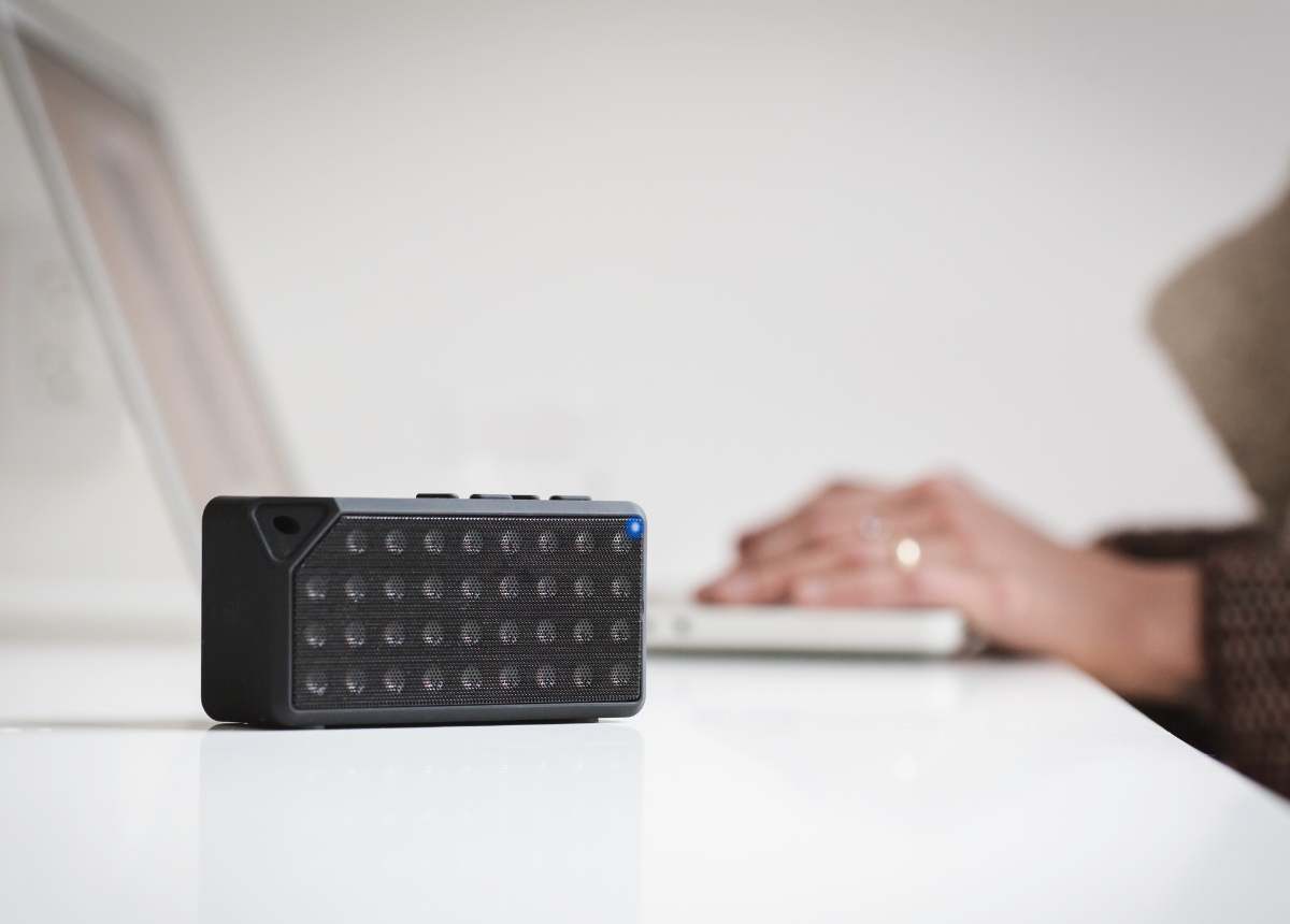 Simple Steps to Connect Bluetooth Speakers to Your Computer | Mytour