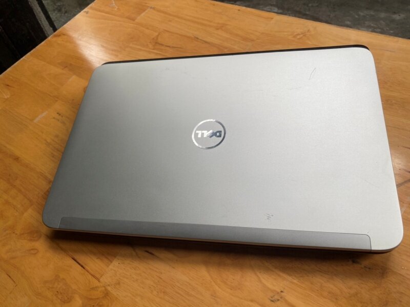 Review of Dell XPS 17 L702x: Moderate Performance, Outstanding ...