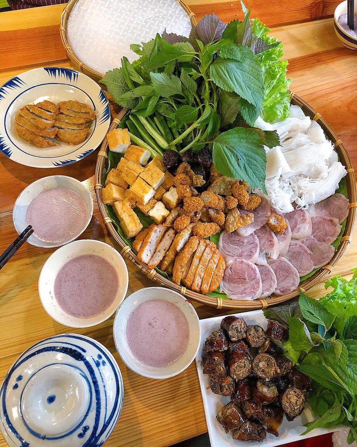 Discover 9 Delicious and Famous Bun Dau Mam Tom Spots in Da Lat - Mytour