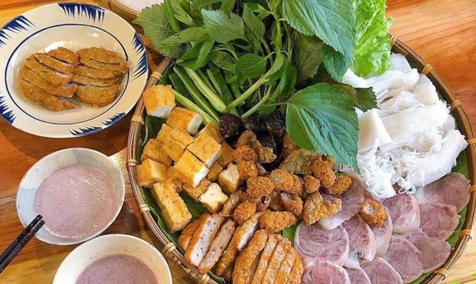Discover 9 Delicious and Famous Bun Dau Mam Tom Spots in Da Lat - Mytour